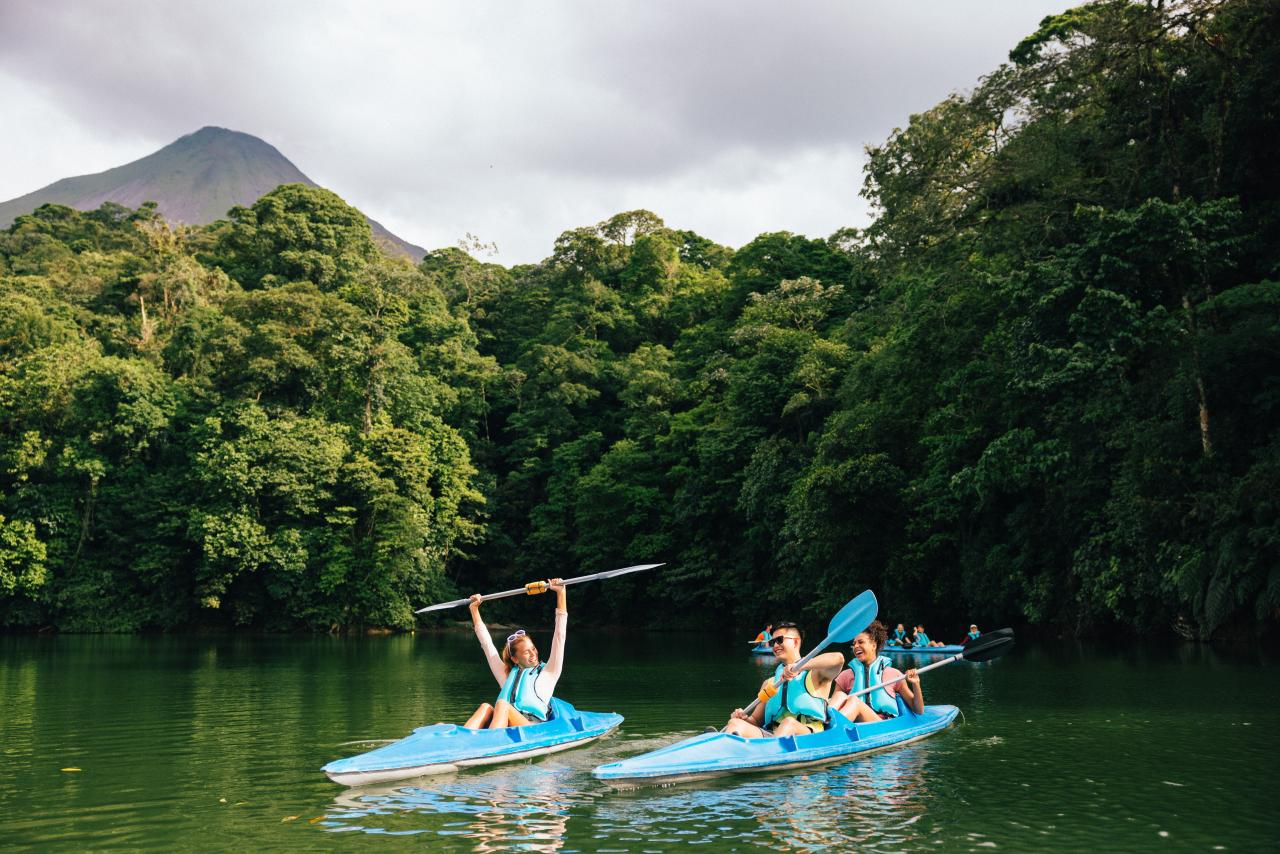 Kayaking in Costa Rica - Visit Costa Rica