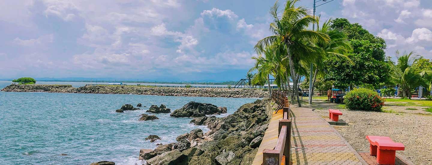 Restaurants - Visit Costa Rica - Local Cuisine: What To Eat & Drink